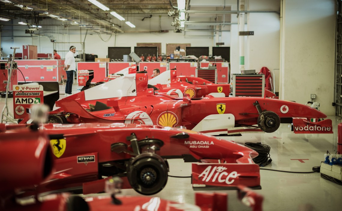 Inside the Ferrari F1 Clienti Garage – autorista.photo